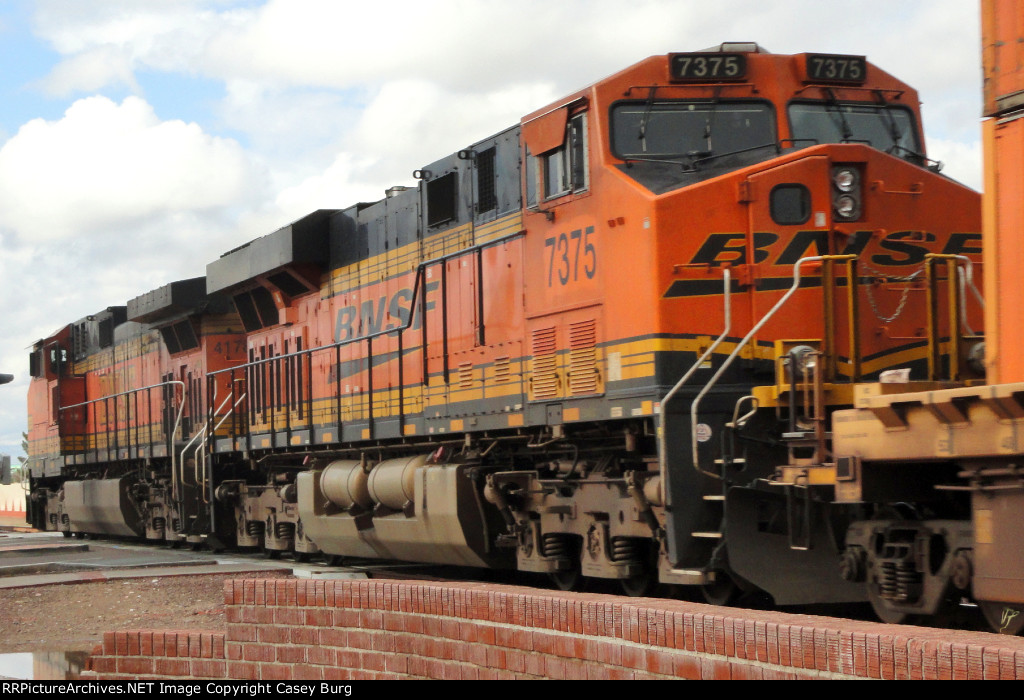 BNSF 7375